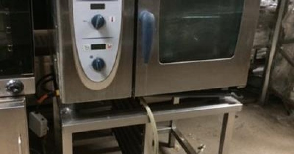 Rational CombiMaster kombinált sütő-pároló, elektromos